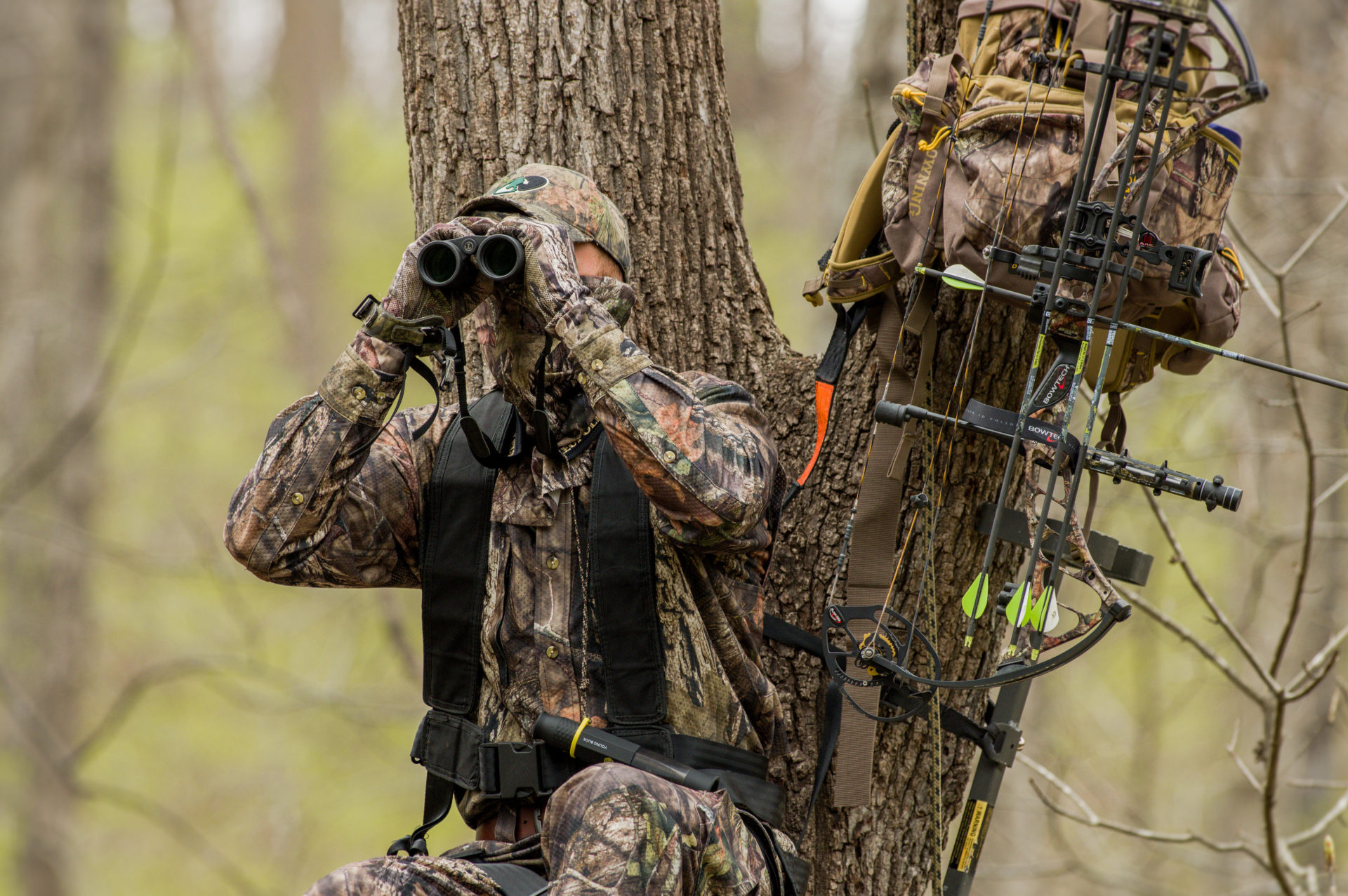 Using Observations Stands to Scout — The Hunting page